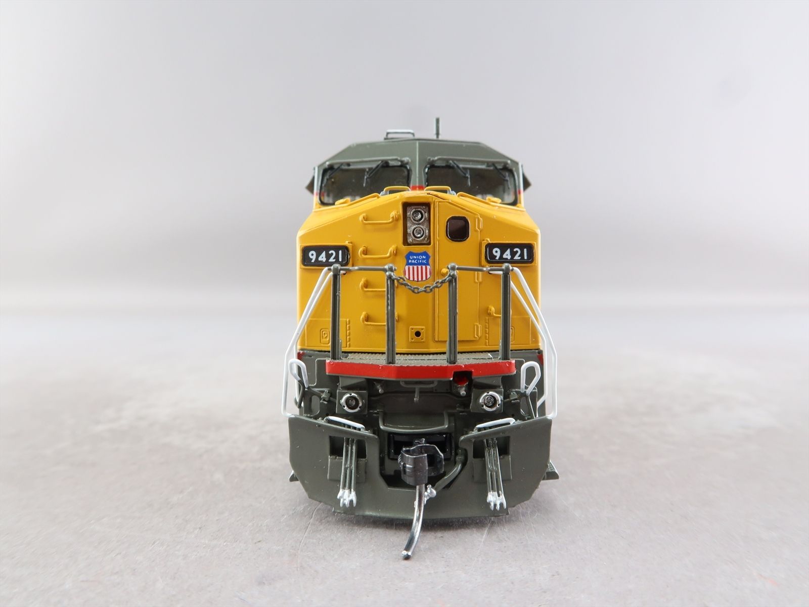 HO Brass Model - OMI 5835.1 UP Union Pacific Dash 8-40CW #9421 - F/P ...