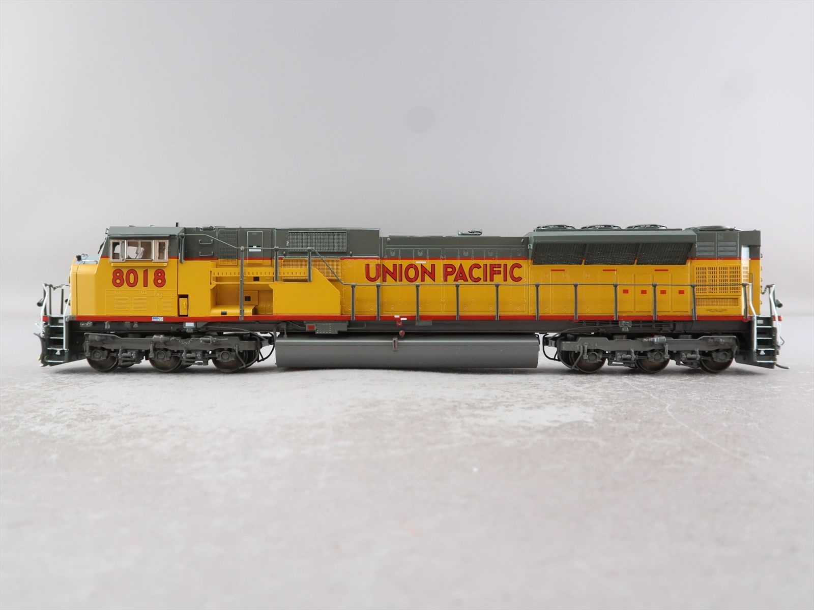 HO Brass Model - OMI 6604.1 UP Union Pacific SD90MAC Whisper Cab #8018 - F/P - 1996 Run - Ajin