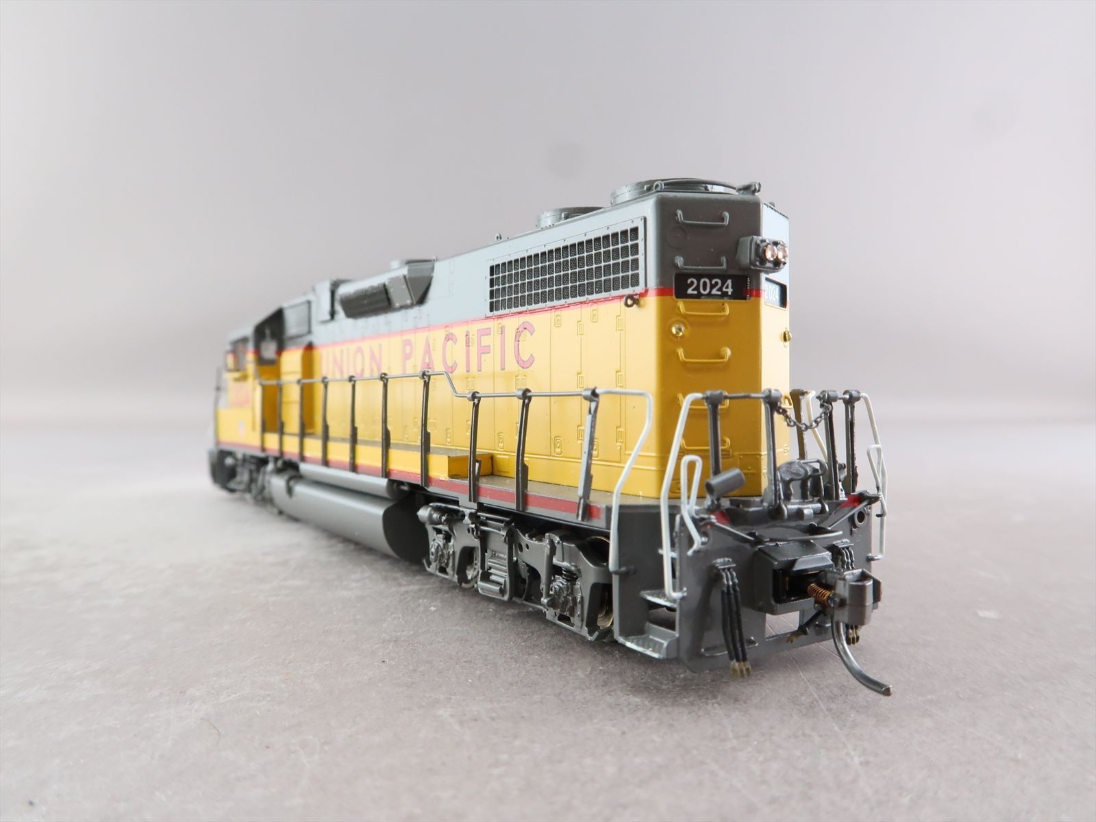 HO Brass Model - OMI 5653.1 UP Union Pacific EMD GP38-2 #2024 - F/P ...
