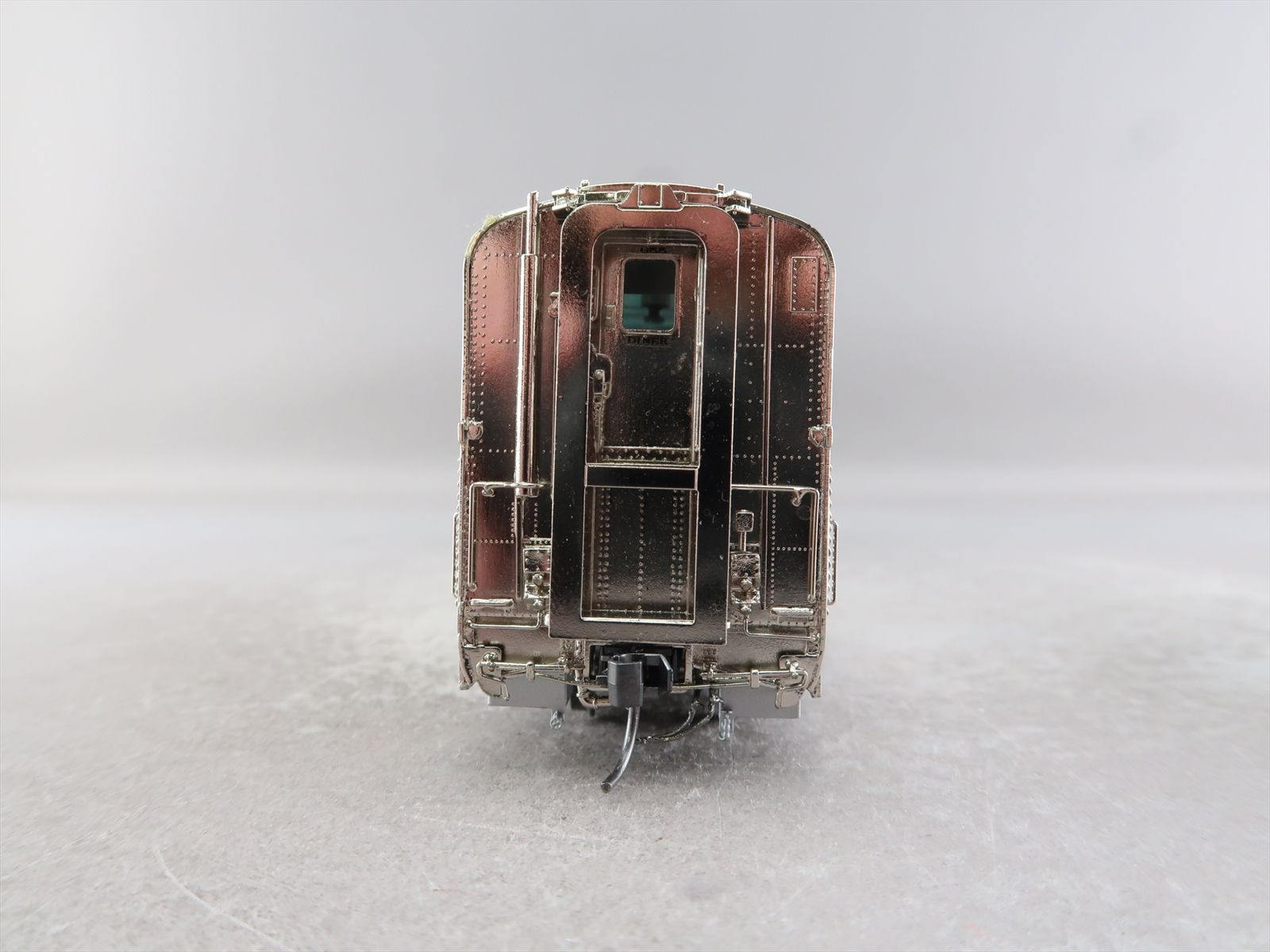 HO Brass Model - OMI 3497.1 SF Santa Fe High Level Dining Car #655 - F ...