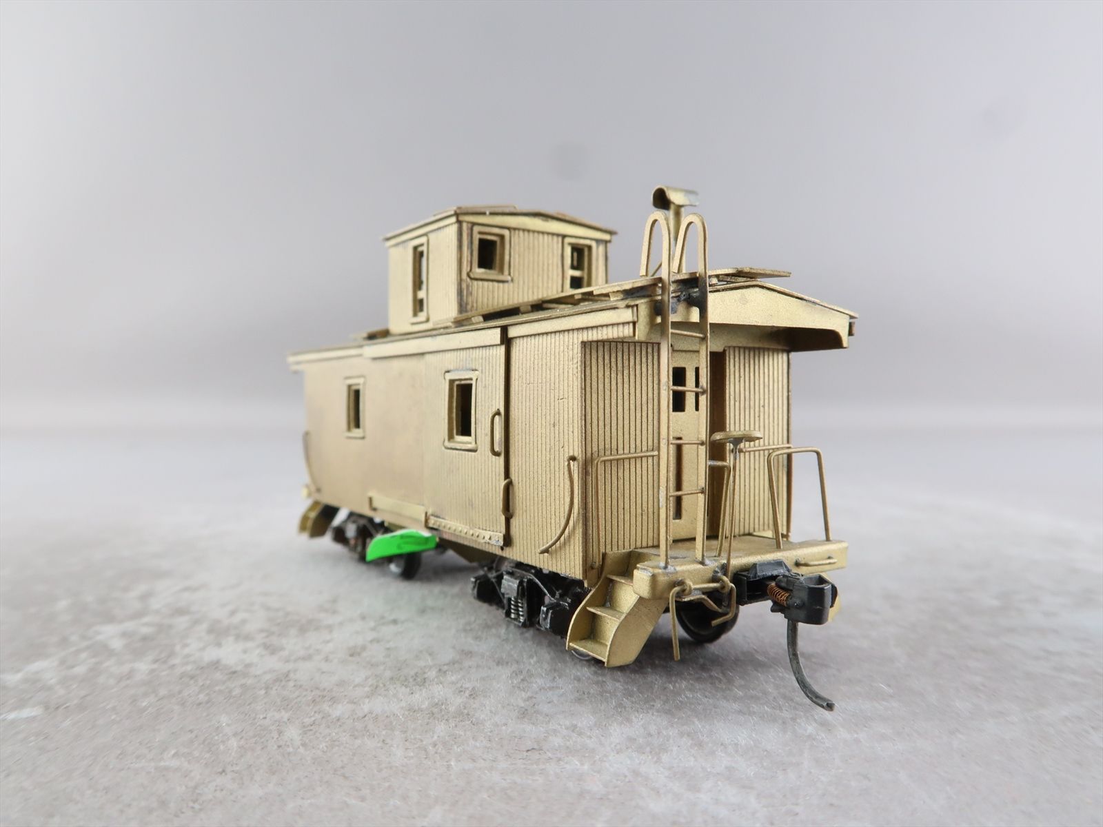 HO Brass Model - FED FED-15 Oregon American 2 Truck Side Door Logging Caboose - 1987 Run *NO BOX