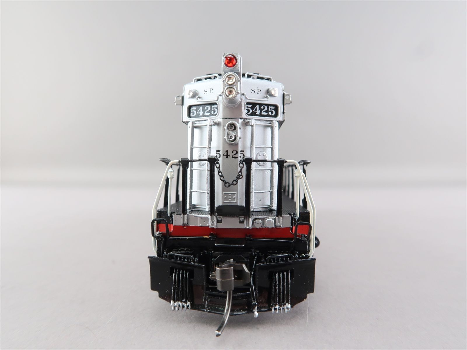 HO Brass Model - OMI 5182 SP Southern Pacific SD9 Black Widow #5425 - Custom - 1989 Run - Ajin