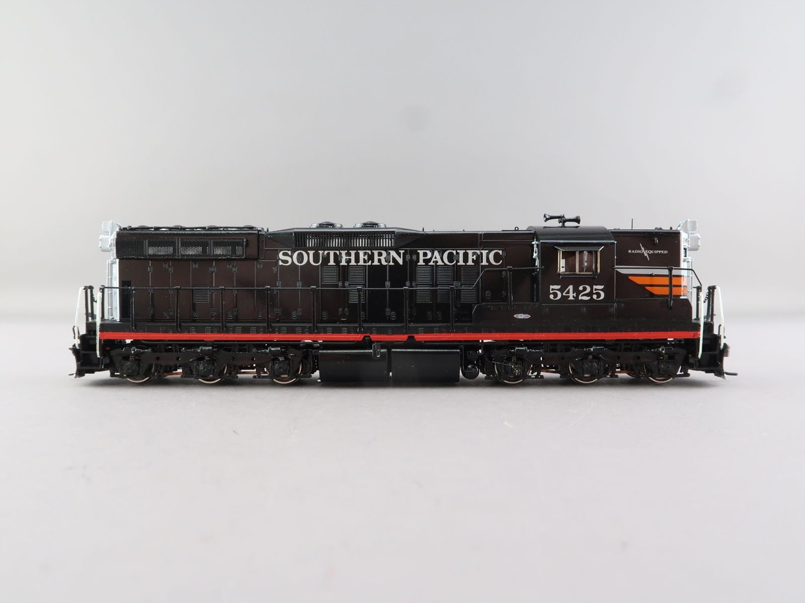 HO Brass Model - OMI 5182 SP Southern Pacific SD9 Black Widow #5425 - Custom - 1989 Run - Ajin