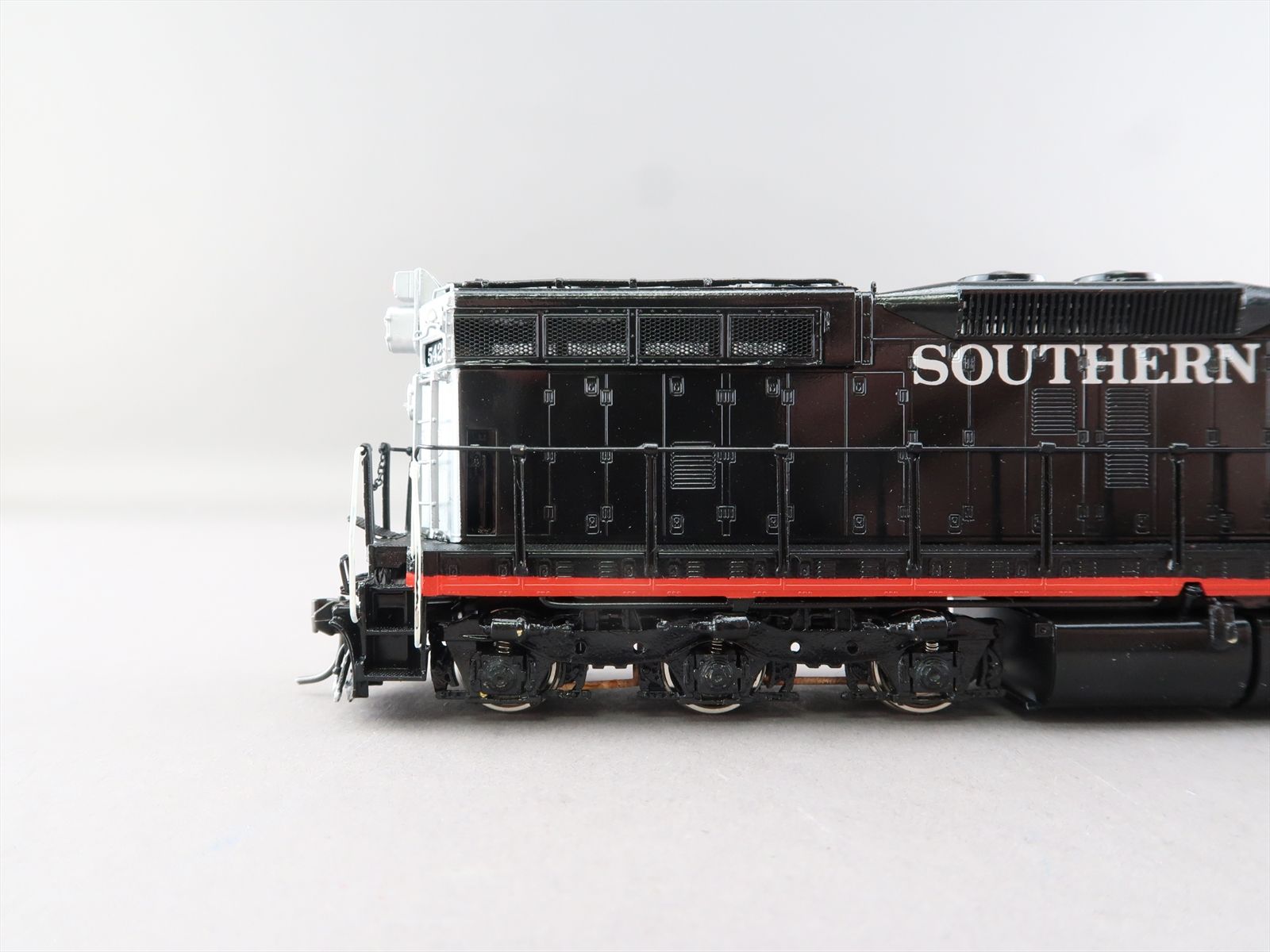 HO Brass Model - OMI 5182 SP Southern Pacific SD9 Black Widow #5425 - Custom - 1989 Run - Ajin