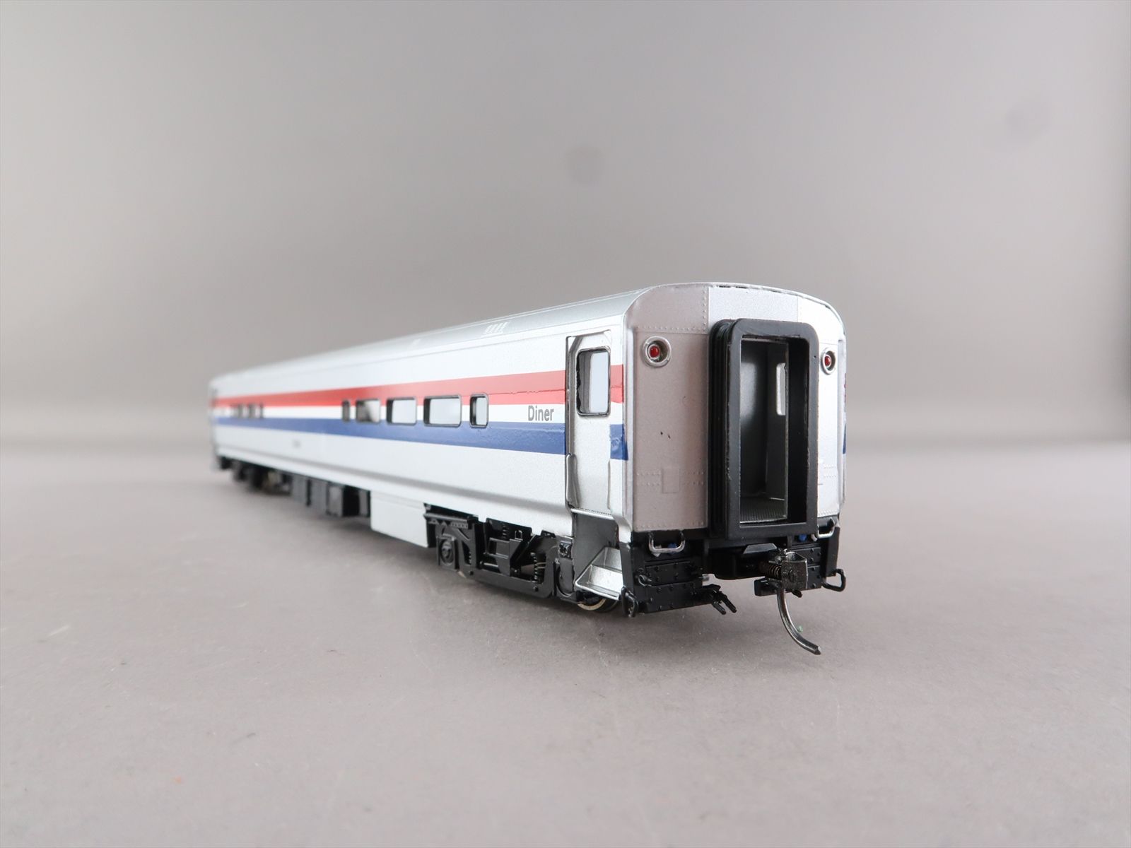 HO Brass Model - OMI 3256.1 Amtrak Horizon Diner Dining Car #53506 - F ...