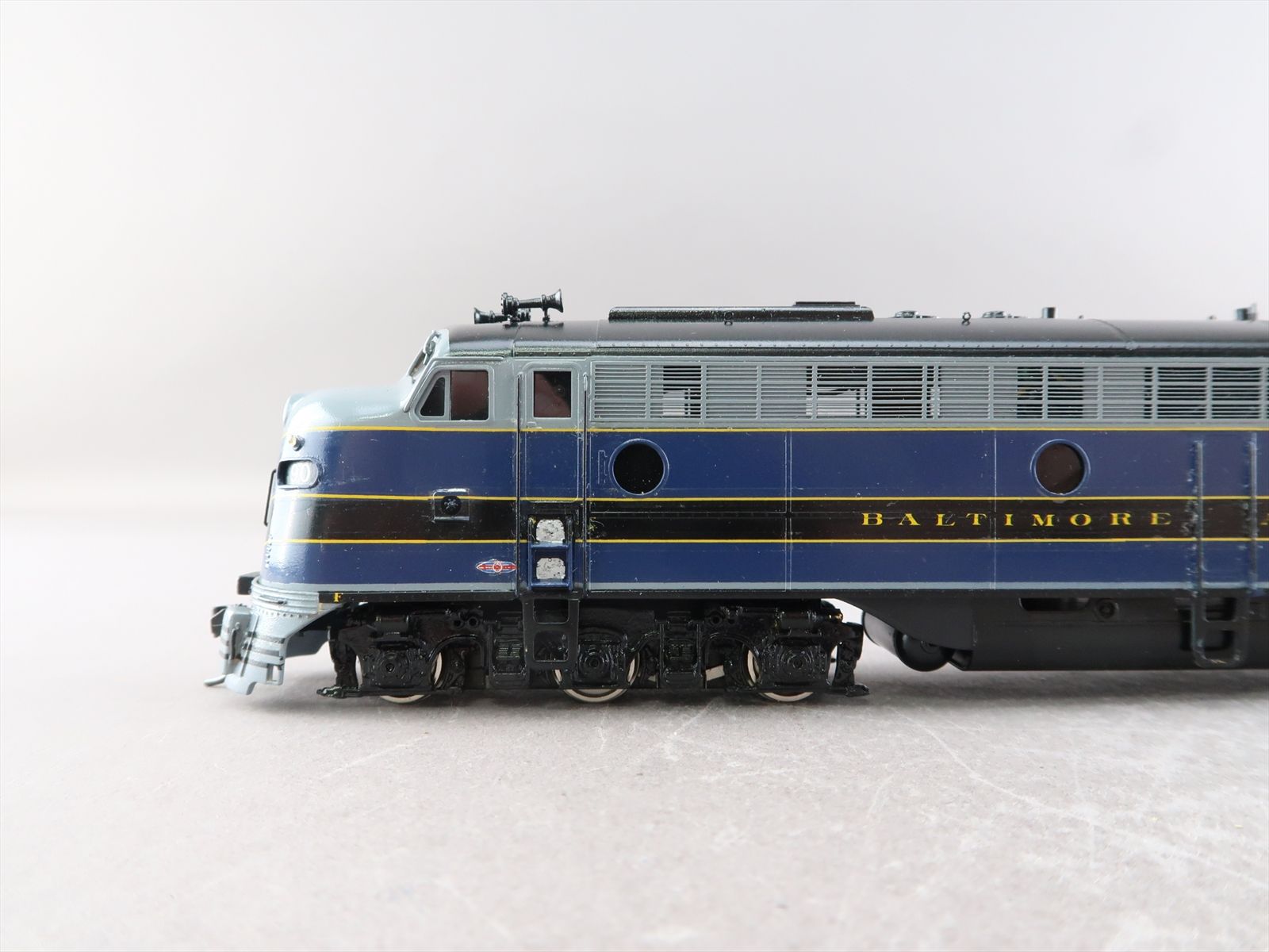 HO Brass Model - Oriental B&O Baltimore & Ohio EMD E8 E8A 2250HP #90 - Custom - 1984 Run - Samhongsa