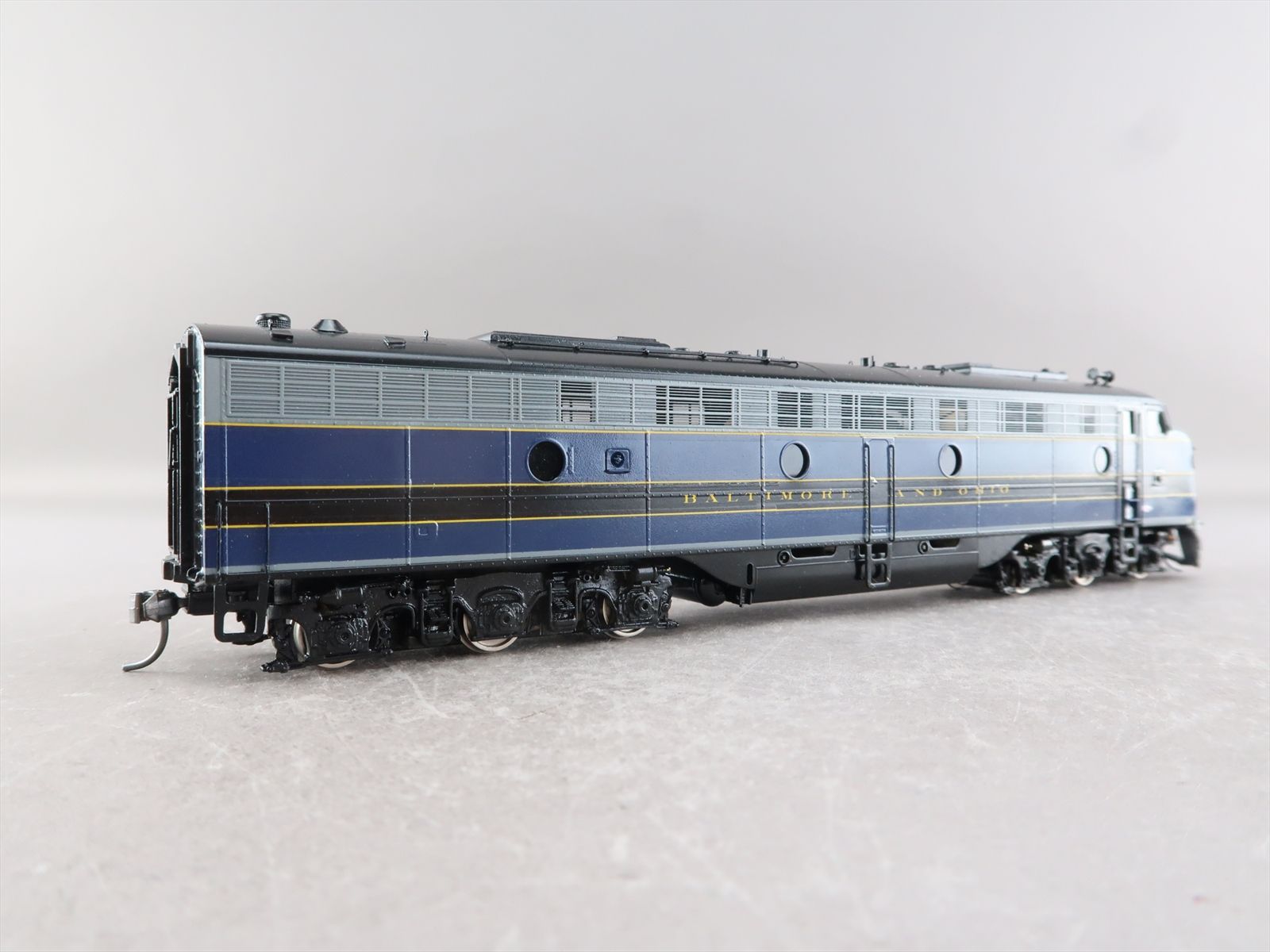 HO Brass Model - Oriental B&O Baltimore & Ohio EMD E8 E8A 2250HP #90 ...