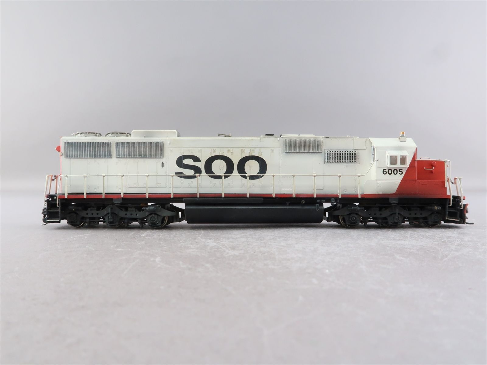 HO Brass Model - OMI 5151 SOO Line SD60 #6005 - Custom + Weathered - Ajin