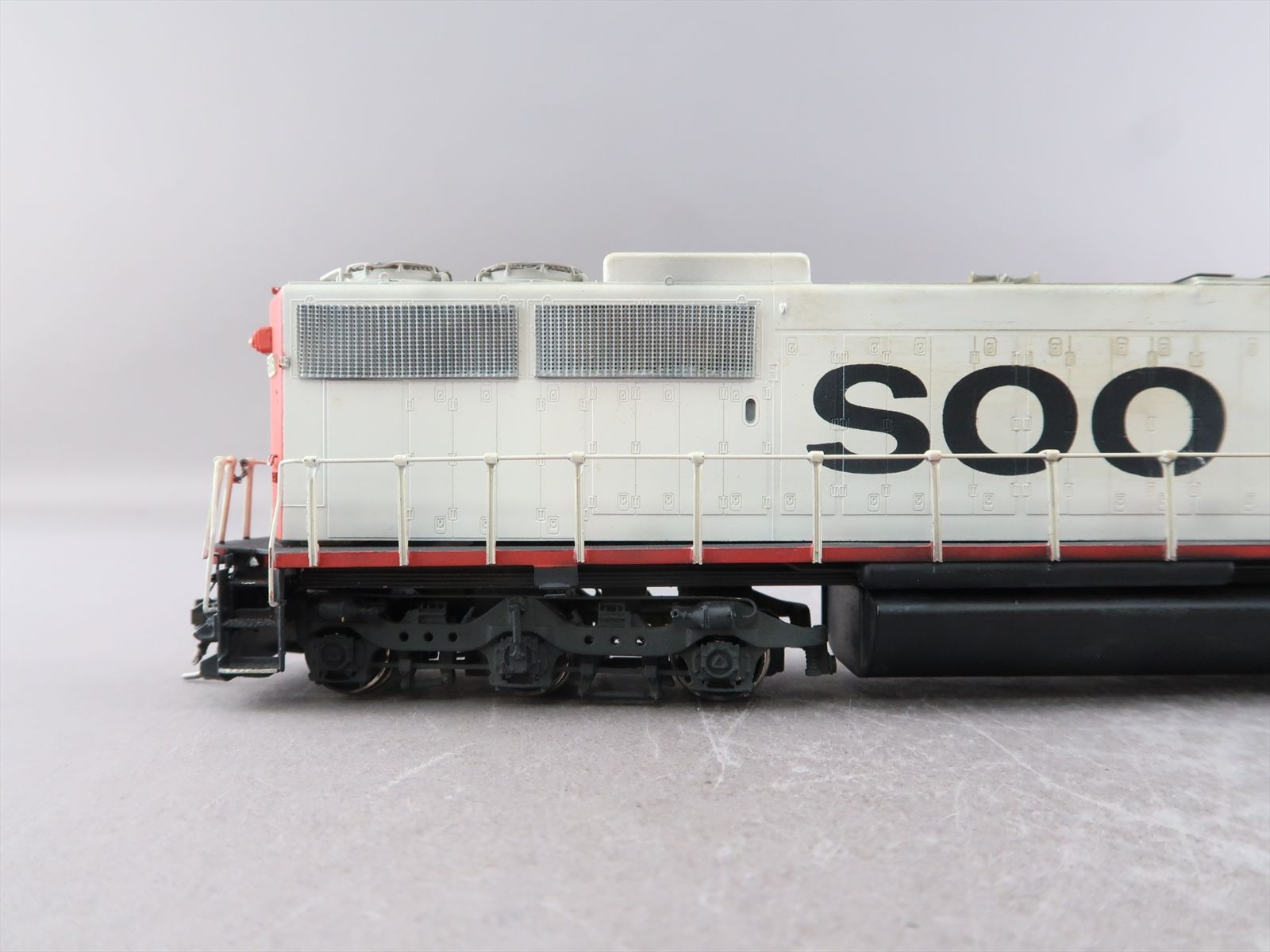 HO Brass Model - OMI 5151 SOO Line SD60 #6005 - Custom + Weathered - Ajin
