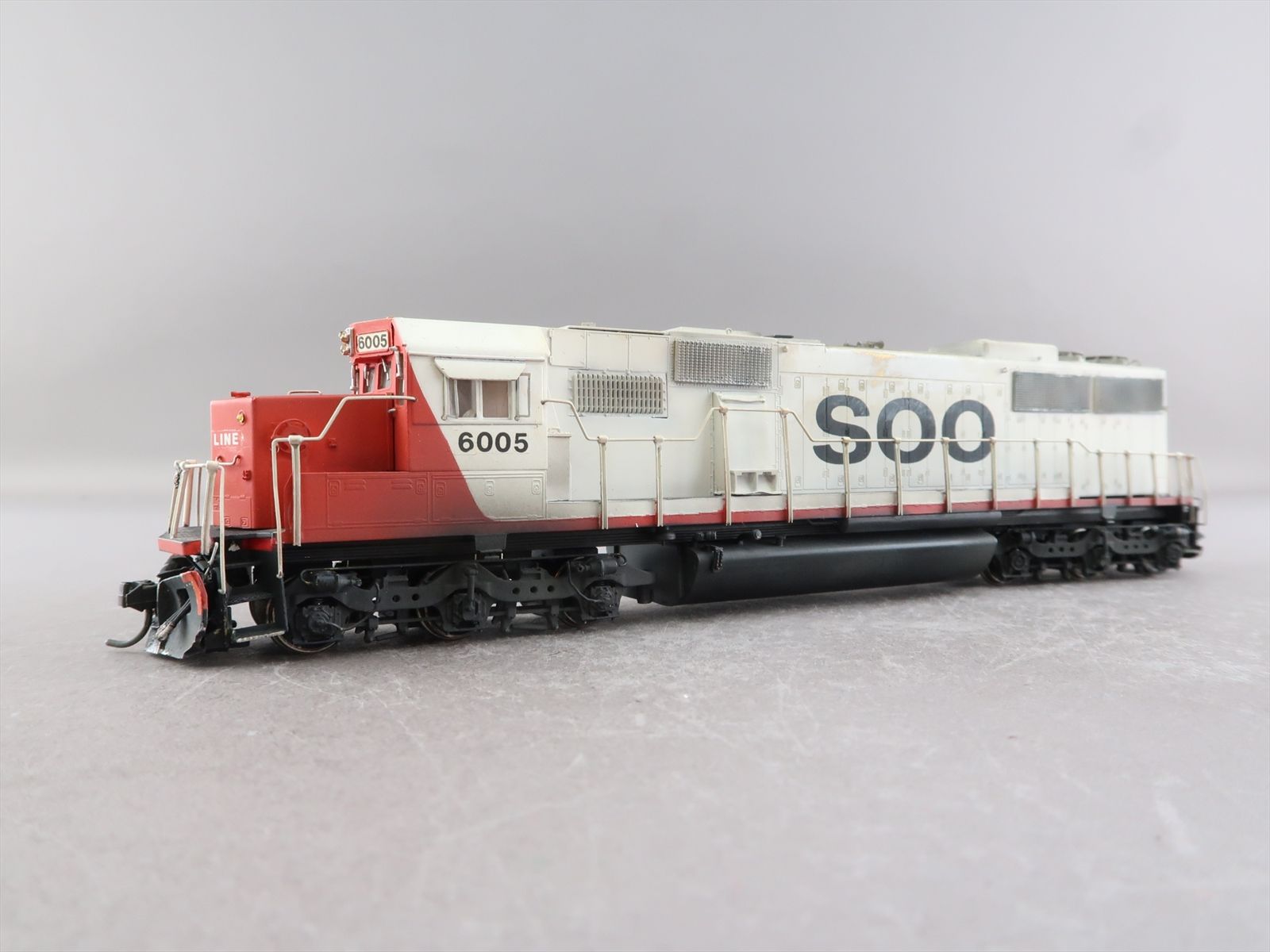HO Brass Model - OMI 5151 SOO Line SD60 #6005 - Custom + Weathered - Ajin