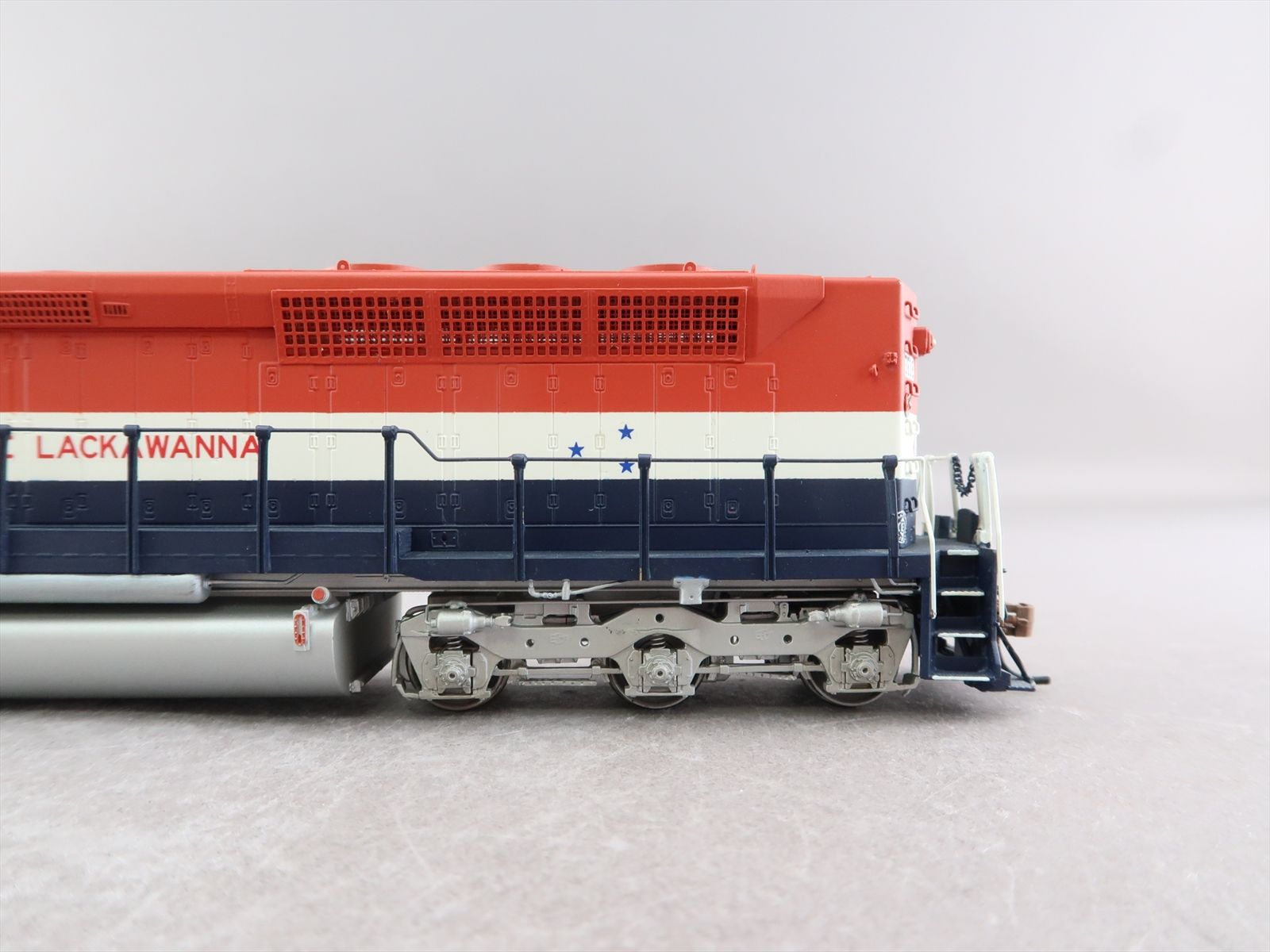 HO Brass Model - OMI 6384 EL Erie Lackawanna SDP45 #3638 - Custom + Weathered - 1999 Run - Ajin