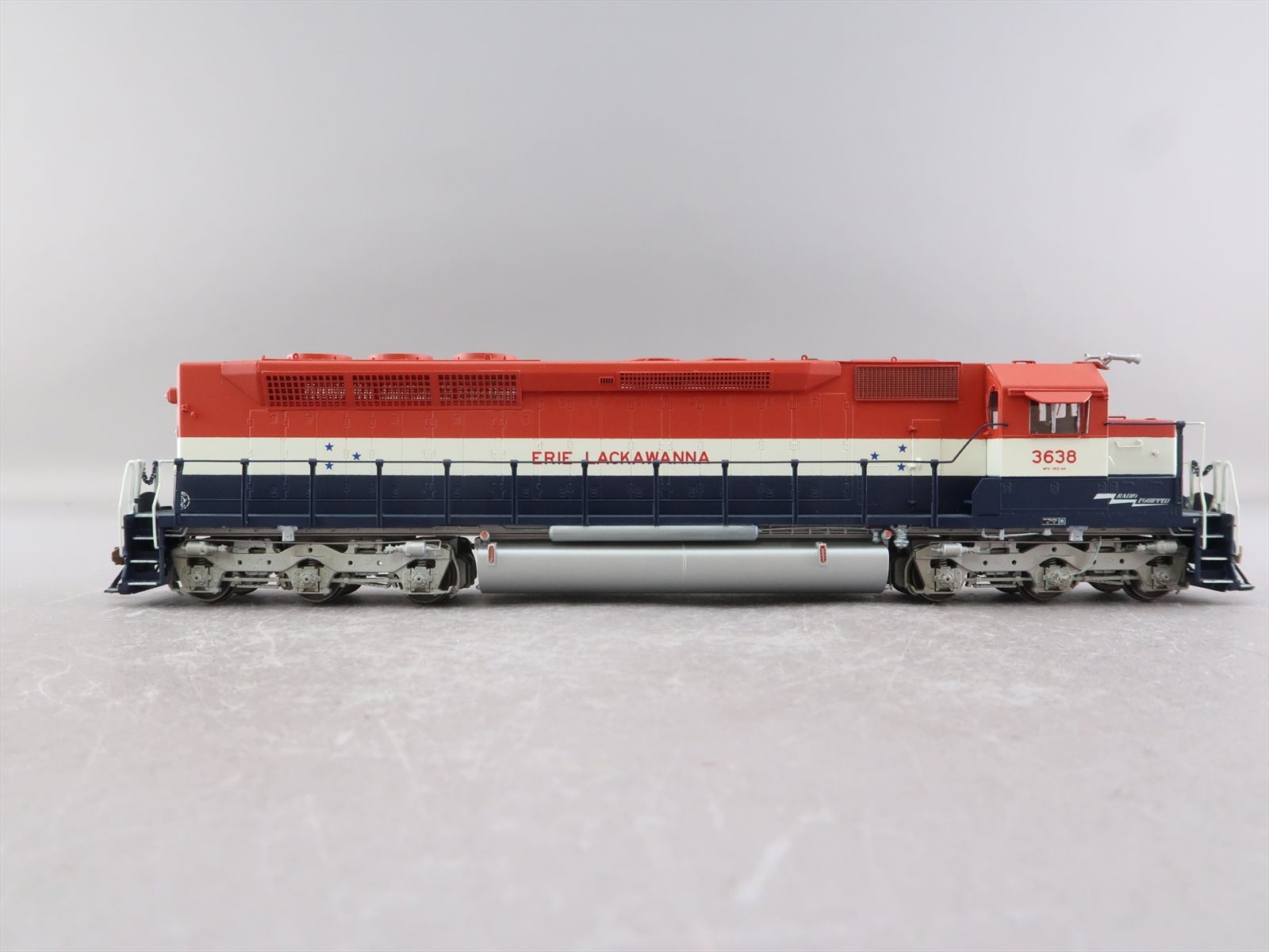 HO Brass Model - OMI 6384 EL Erie Lackawanna SDP45 #3638 - Custom + Weathered - 1999 Run - Ajin