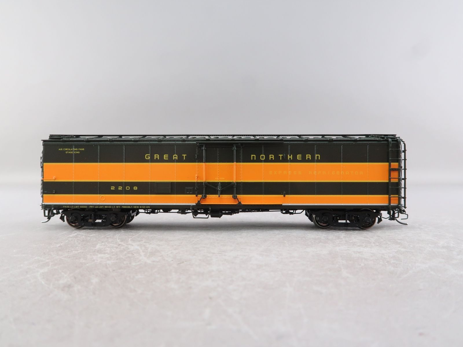 HO Brass Model - CIL 2306.2 GN Great Northern 52' Steel Express Ice ...