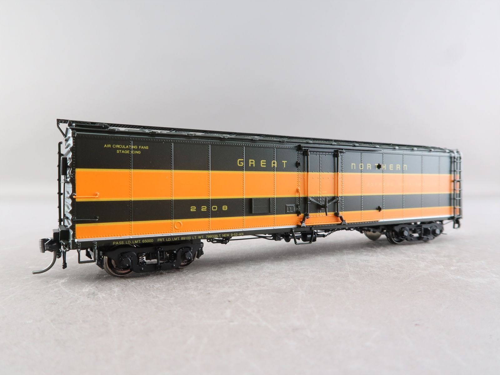 HO Brass Model - CIL 2306.2 GN Great Northern 52' Steel Express Ice ...