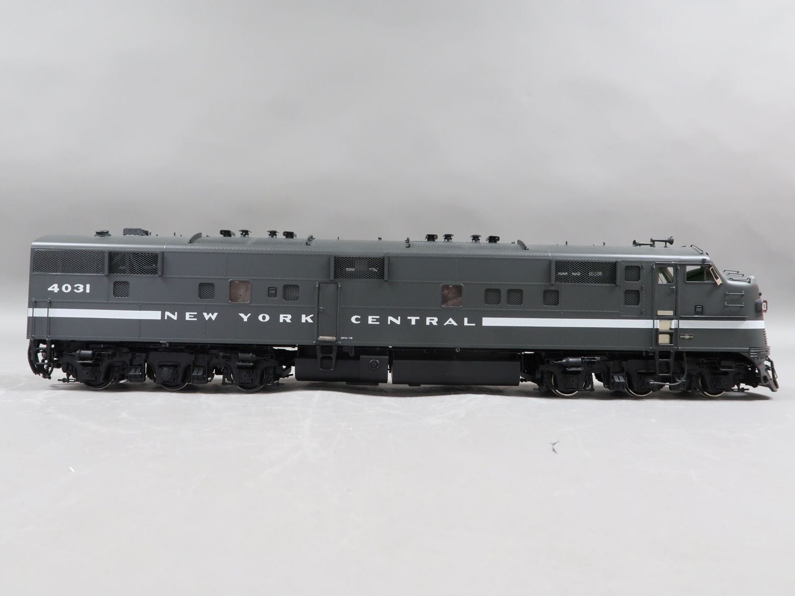O Brass Model - Key NYC New York Central EMD E7 E7A Single Stripe #4031 - F/P - 2010's Run ...