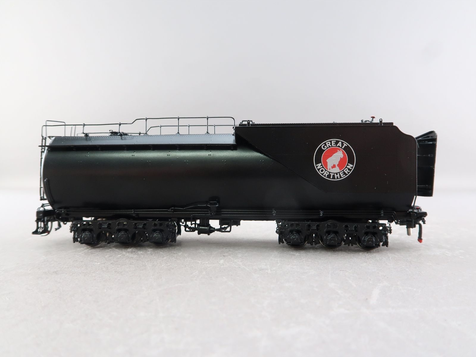 HO Brass Model - PSC 18048.1 GN Great Northern S-1 4-8-4 Vestibule Cab ...