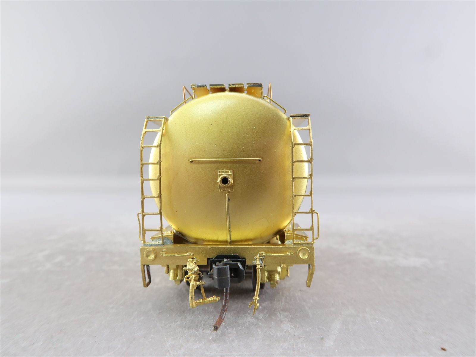 HO Brass Model - OMI 3348 UP Union Pacific 15000 Gallon Cylindrical Oil ...