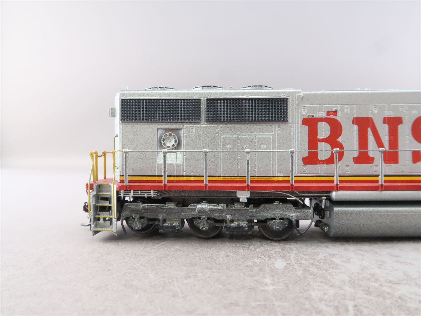 HO Brass Model - OMI 6608 BNSF Burlington Northern Santa Fe Warbonnet EMD SD75M #8264 - Custom ...