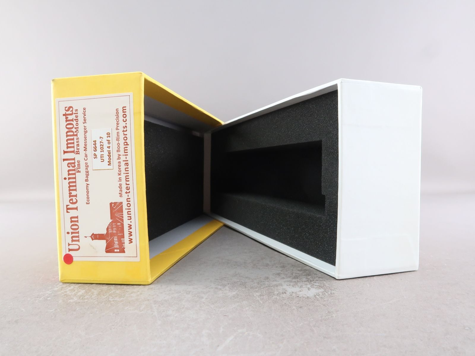 HO Brass Model - UTI 1027-7 SP Southern Pacific Economy Baggage ...