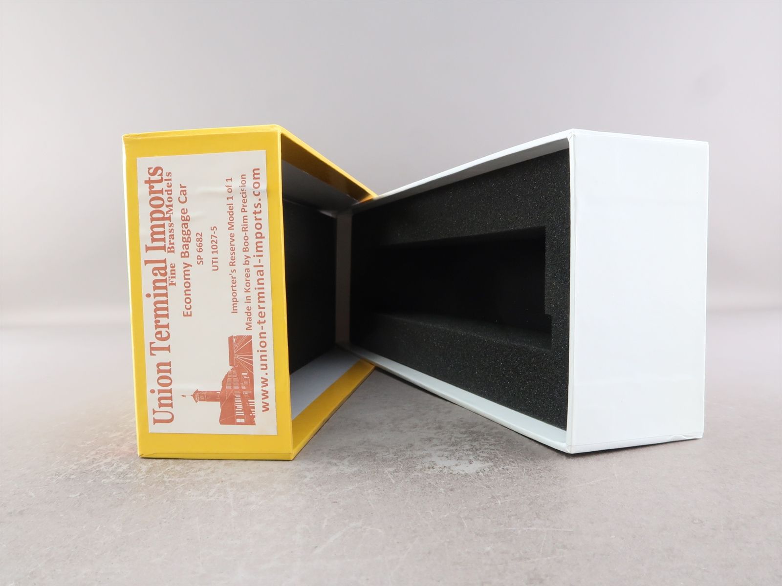 HO Brass Model - UTI 1027-5 SP Southern Pacific Economy Baggage Car ...