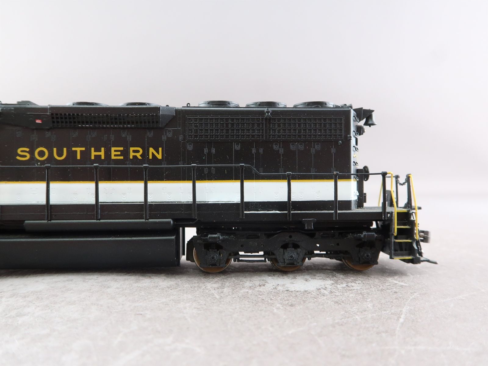 HO Brass Model - OMI 5390 SOU Southern SD40 Extended Range Dynamic ...