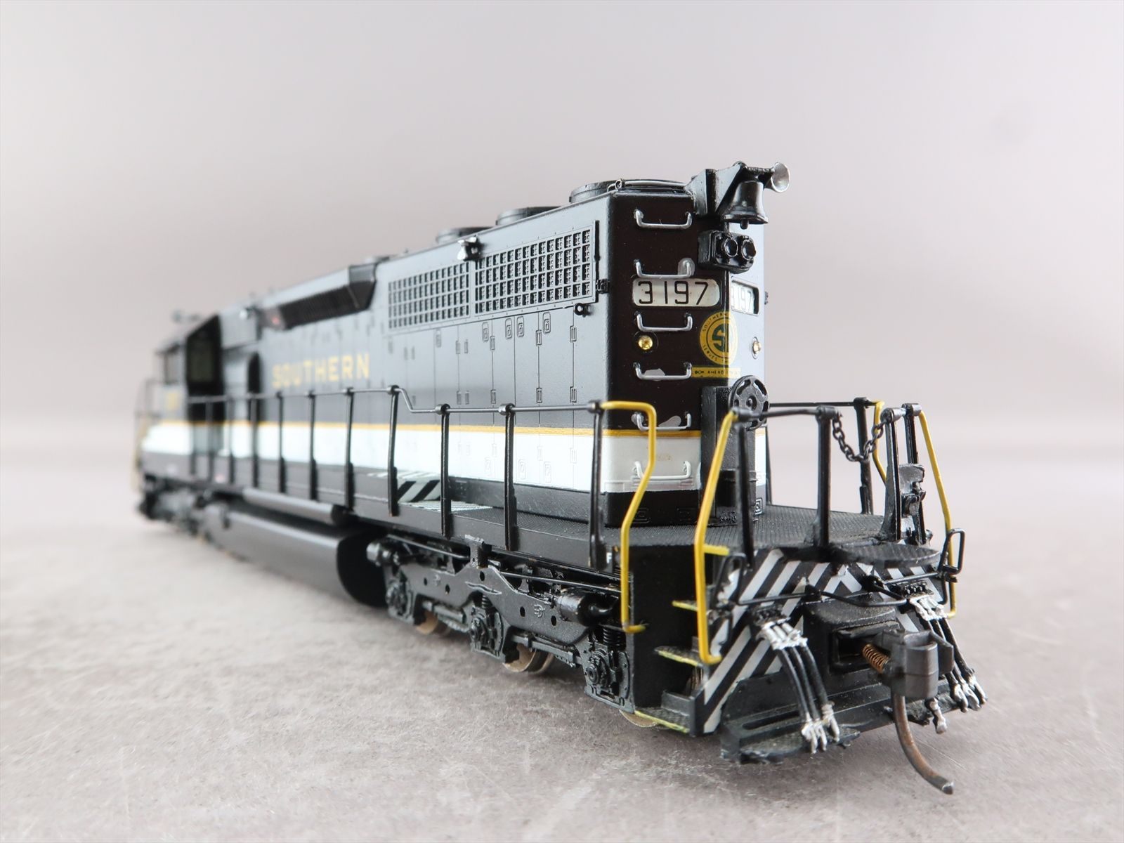HO Brass Model - OMI 5390 SOU Southern SD40 Extended Range Dynamic ...