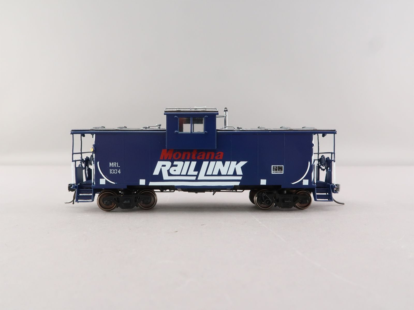 HO Brass Model - OMI 3900 BN as MRL Montana Rail Link International Wide Vision Caboose #1004 ...