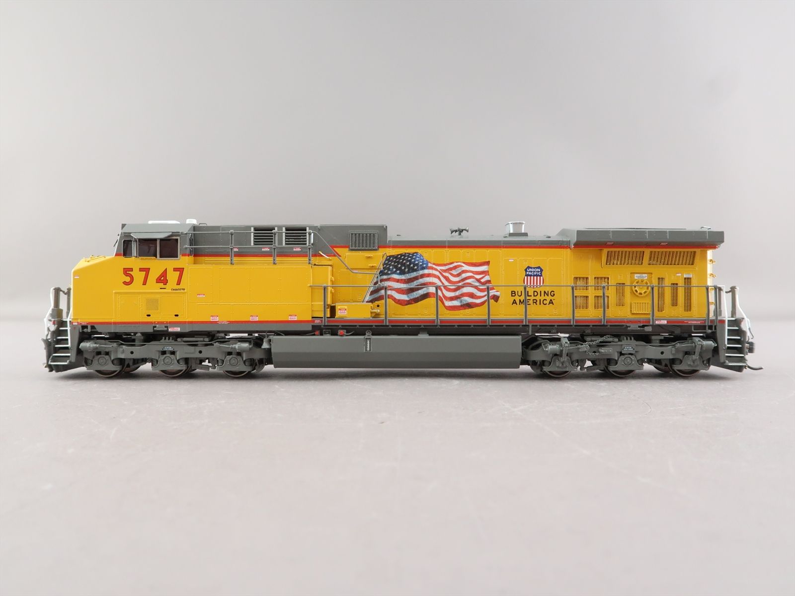 HO Brass Model - OMI 6583.2 UP Union Pacific AC44CTE US Battle Flag #5747 - F/P - 2003 Run - Ajin