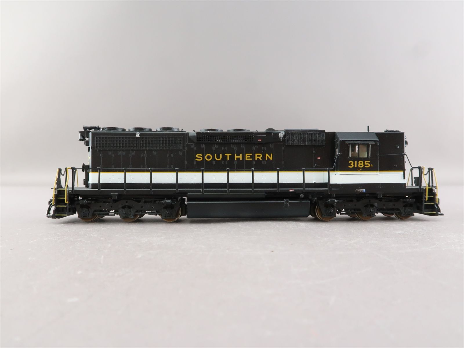HO Brass Model - OMI 5390 SOU Southern SD40 Extended Range Dynamic Brakes Dash 2 Housing #3195 ...