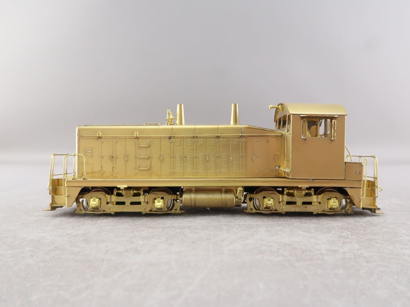 HO Brass Model - Oriental EMD NW-2 Diesel Switcher Phase I & II ...
