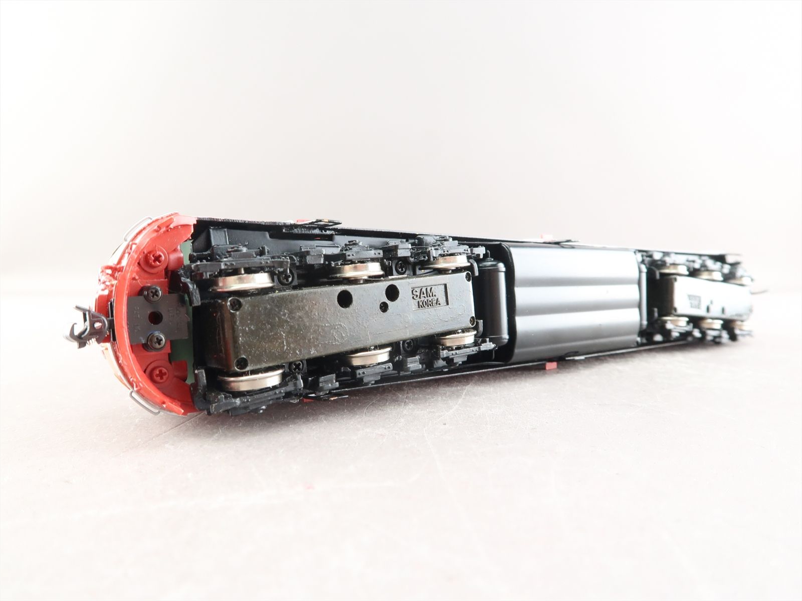 HO Brass Model - Oriental SP Southern Pacific E9 E9A 2400HP Daylight - F/P - 1989 Run - Samhongsa