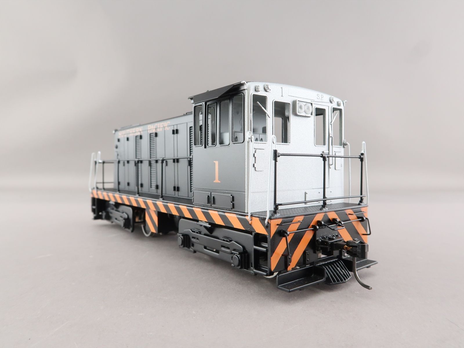 On3 Brass Model - RYM Rich Yoder 2111931 SP Southern Pacific GE 50 Ton ...