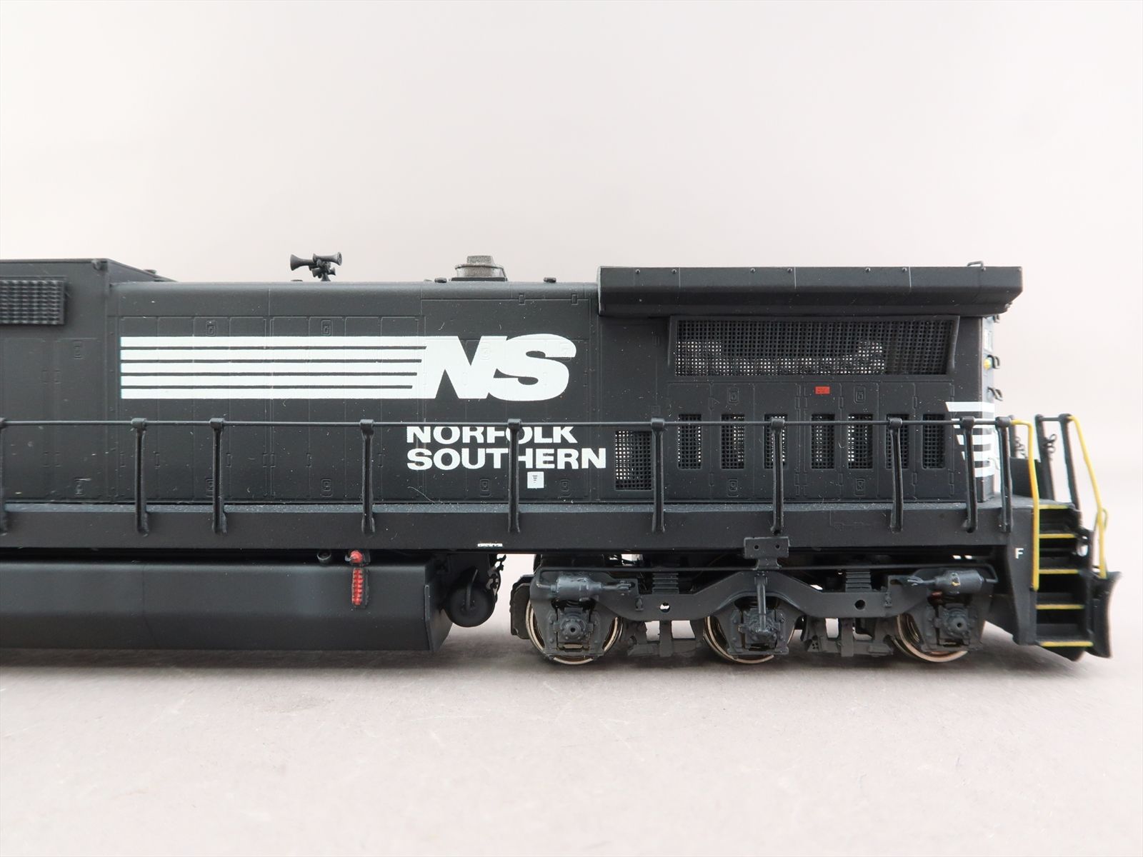 HO Brass Model - OMI 5133 NS Norfolk Southern C39-8 #8688 - Custom - 1988 Run - Ajin