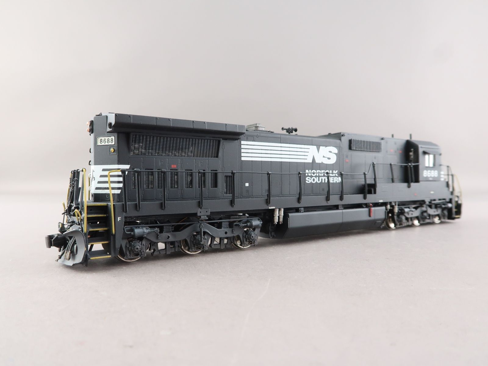 HO Brass Model - OMI 5133 NS Norfolk Southern C39-8 #8688 - Custom - 1988 Run - Ajin