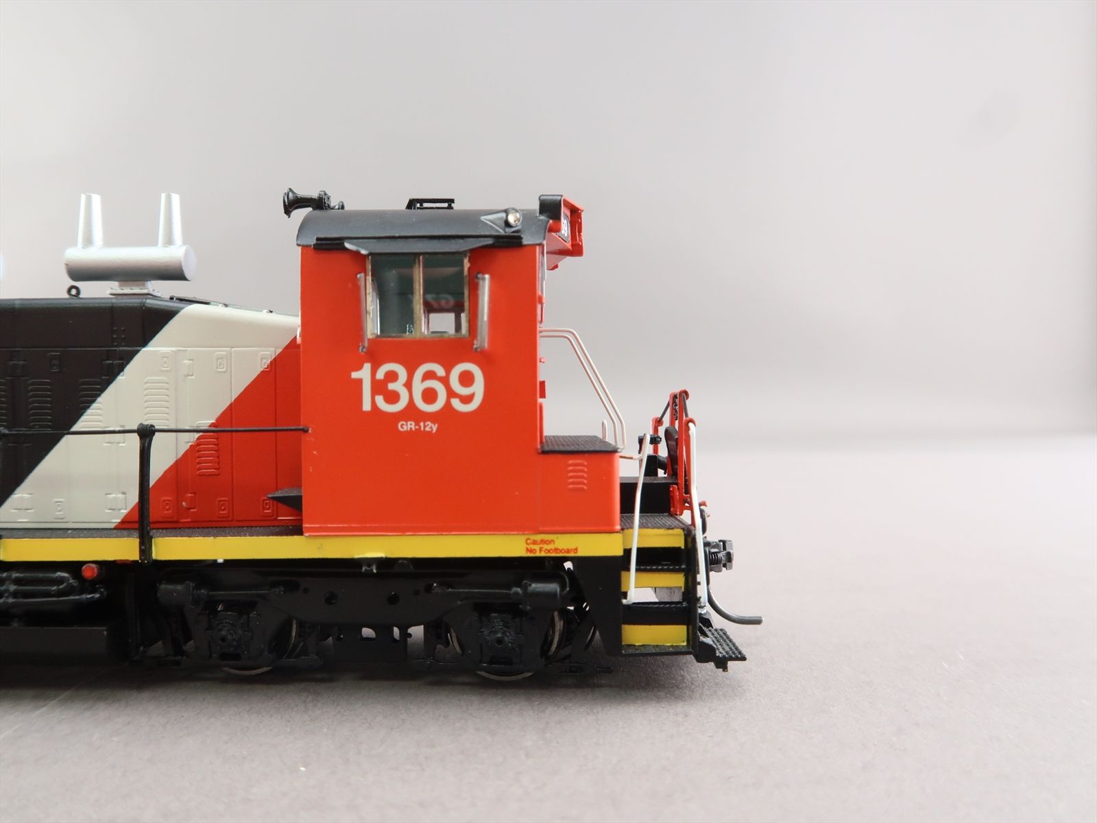 HO Brass Model - OMI 087010068.3 CN CNR Canadian National SW1200RS GR ...