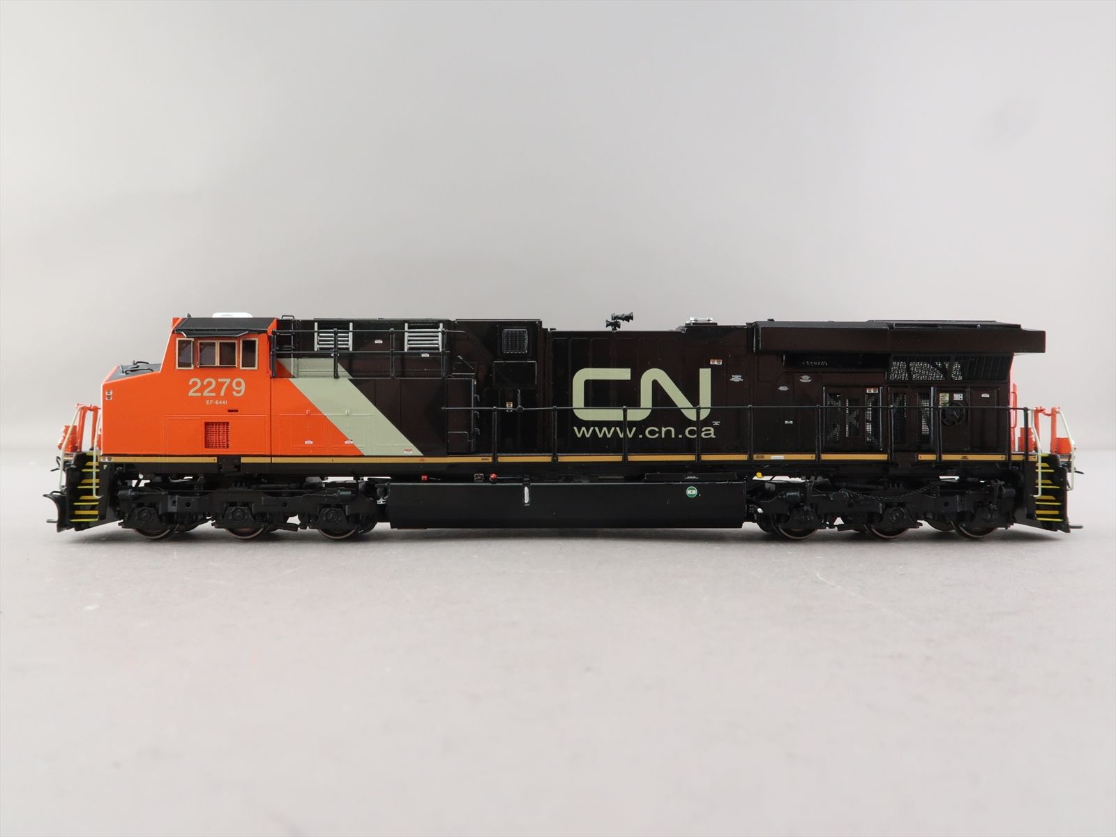 HO Brass Model - OMI AA-1325-3 Overland CN CNR Canadian National ES44DC / EF-644i Diesel #2279 ...