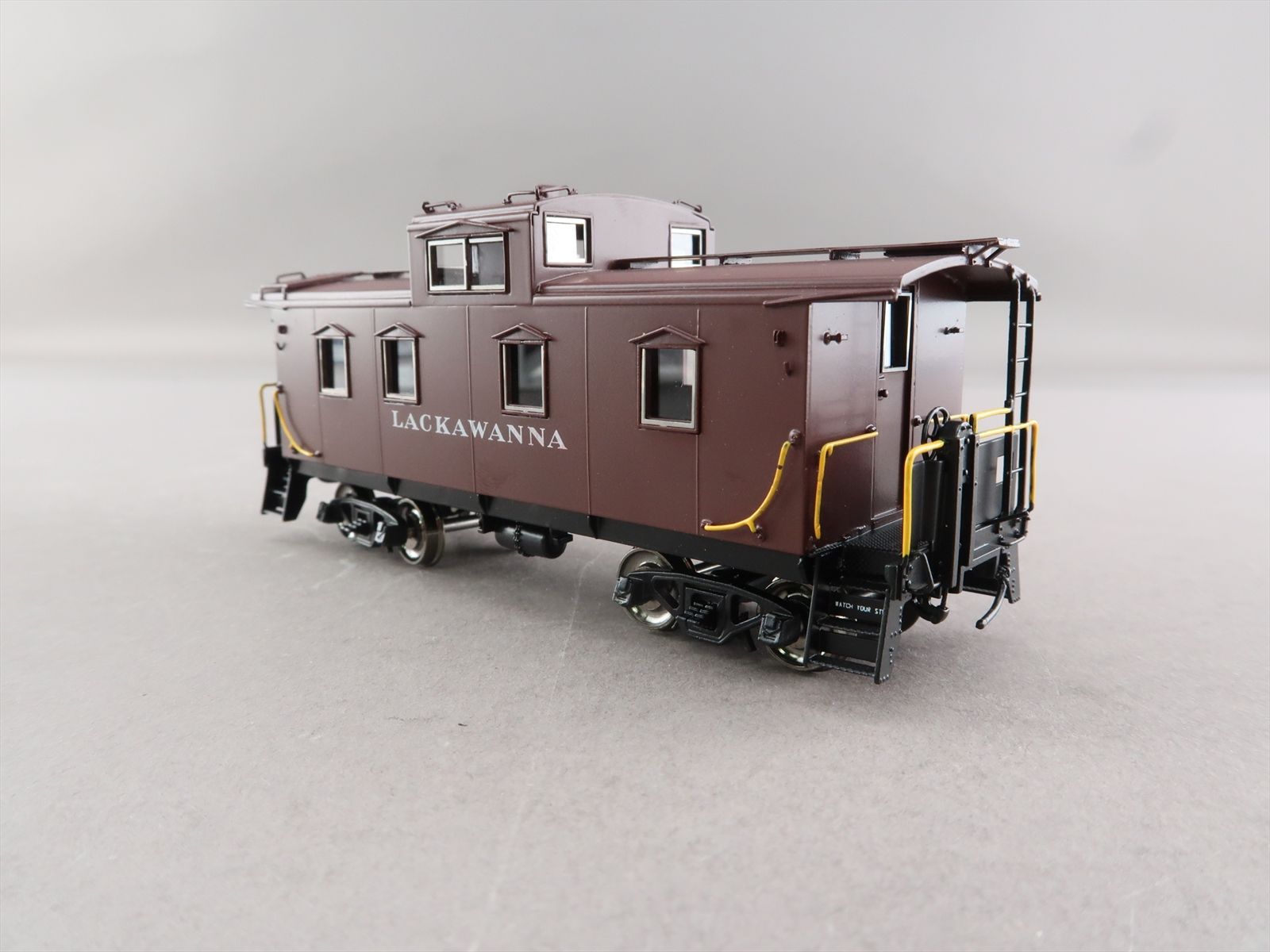 HO Brass Model - Railworks R352 DL&W Delaware Lackawanna & Western Welded Steel Caboose - F/P ...