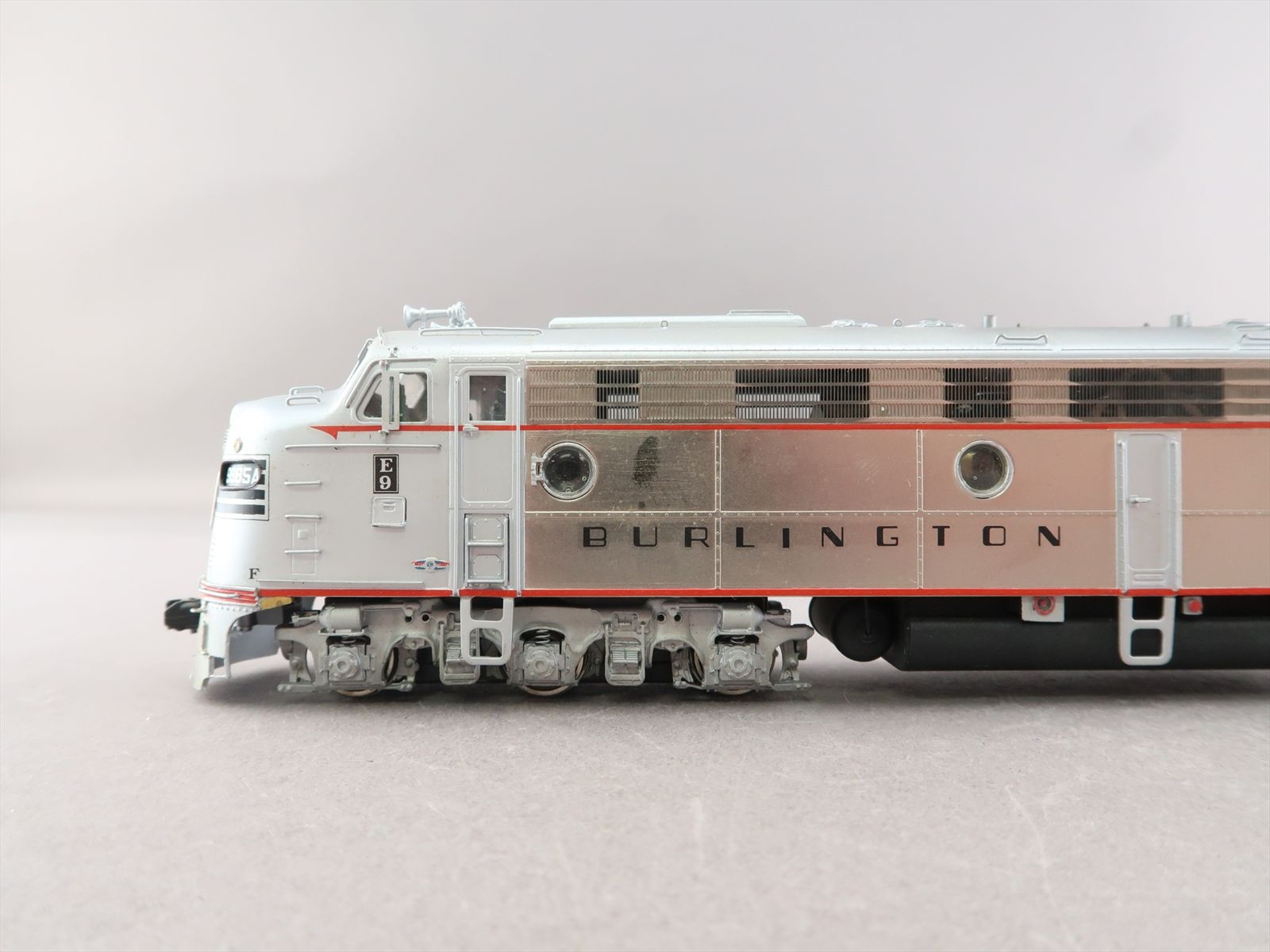HO Brass Model - Oriental CB&Q Burlington E9 E9A w/o Fuel Tank Skirt #9987 - F/Plated + Custom ...