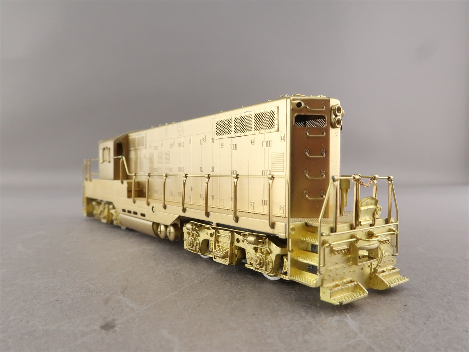 HO Brass Model - Oriental EMD GP9 1750HP w/ 4 36" Fans w/o Dynamic Brake - Unpainted - 1980 Run ...