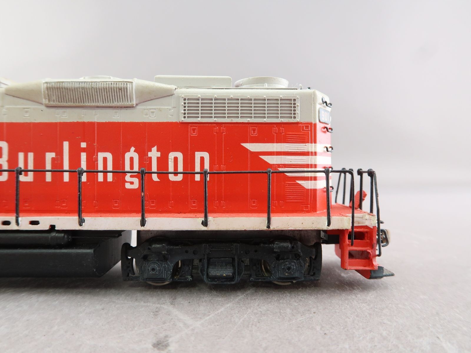 HO Brass Model - Oriental CB&Q Burlington EMD GP20 2000HP Low Hood #901 - Custom + Weathered ...
