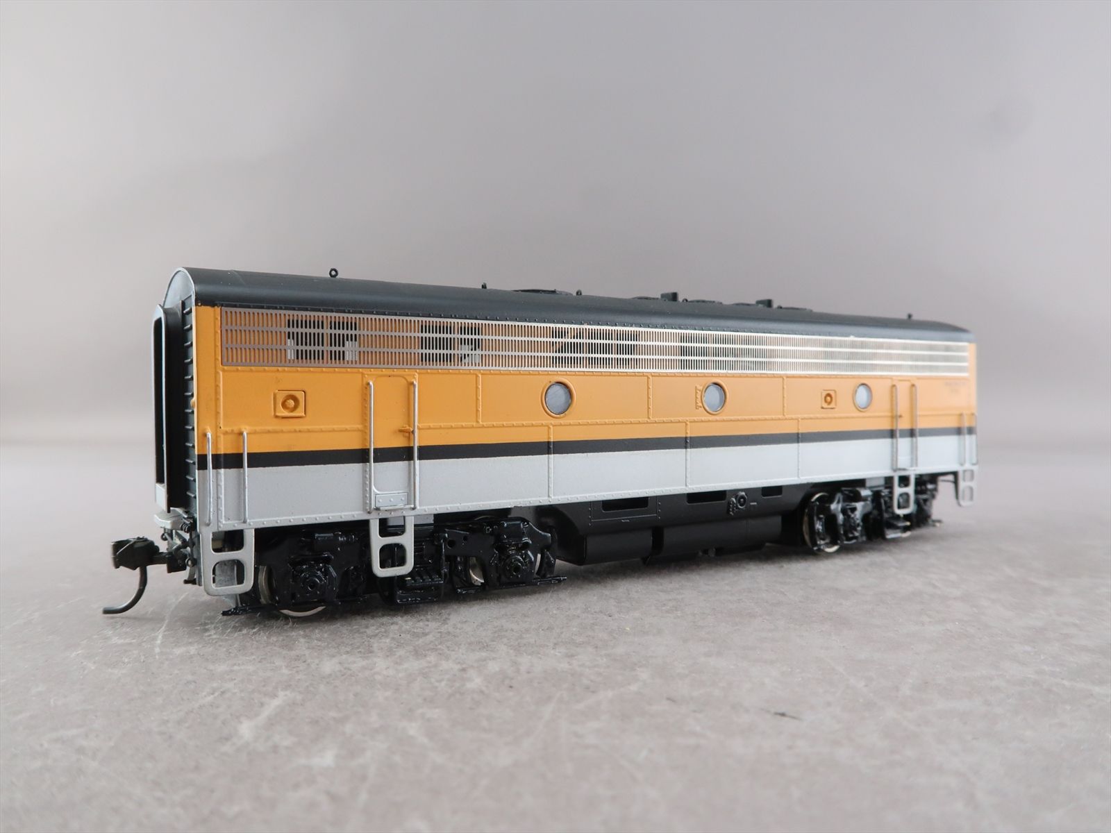 HO Brass Model - Oriental D&RGW F7 F7B 1500HP Phase II Diesel #5721 - Fair Repaint - 1987 Run ...