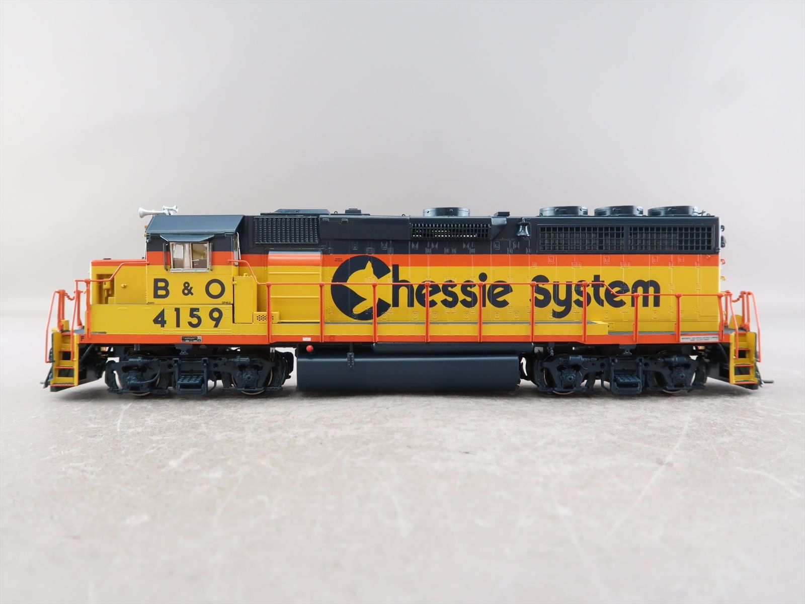 HO Brass Model - OMI 087010081.2 B&O Baltimore & Ohio Chessie System ...