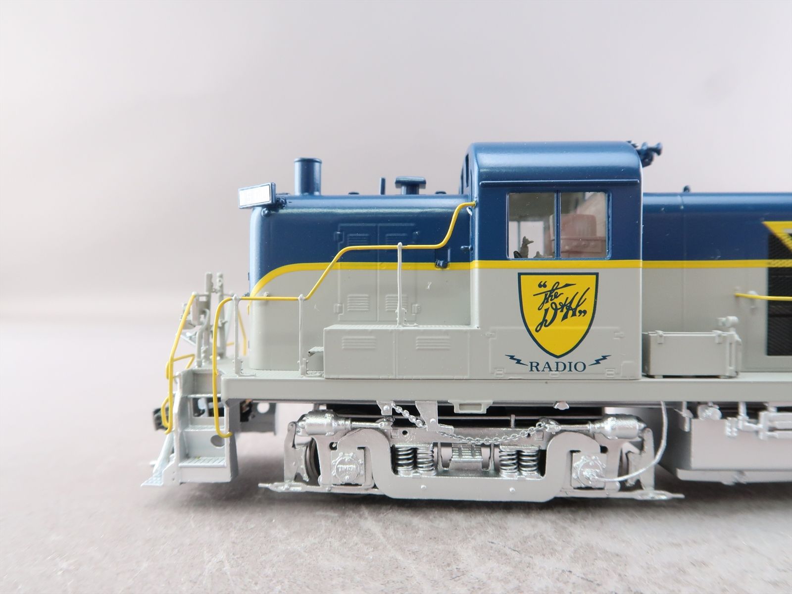 HO Brass Model - DP 8834.1 D&H RS-3 Blue / Grey / Yellow Stripe #1508 ...