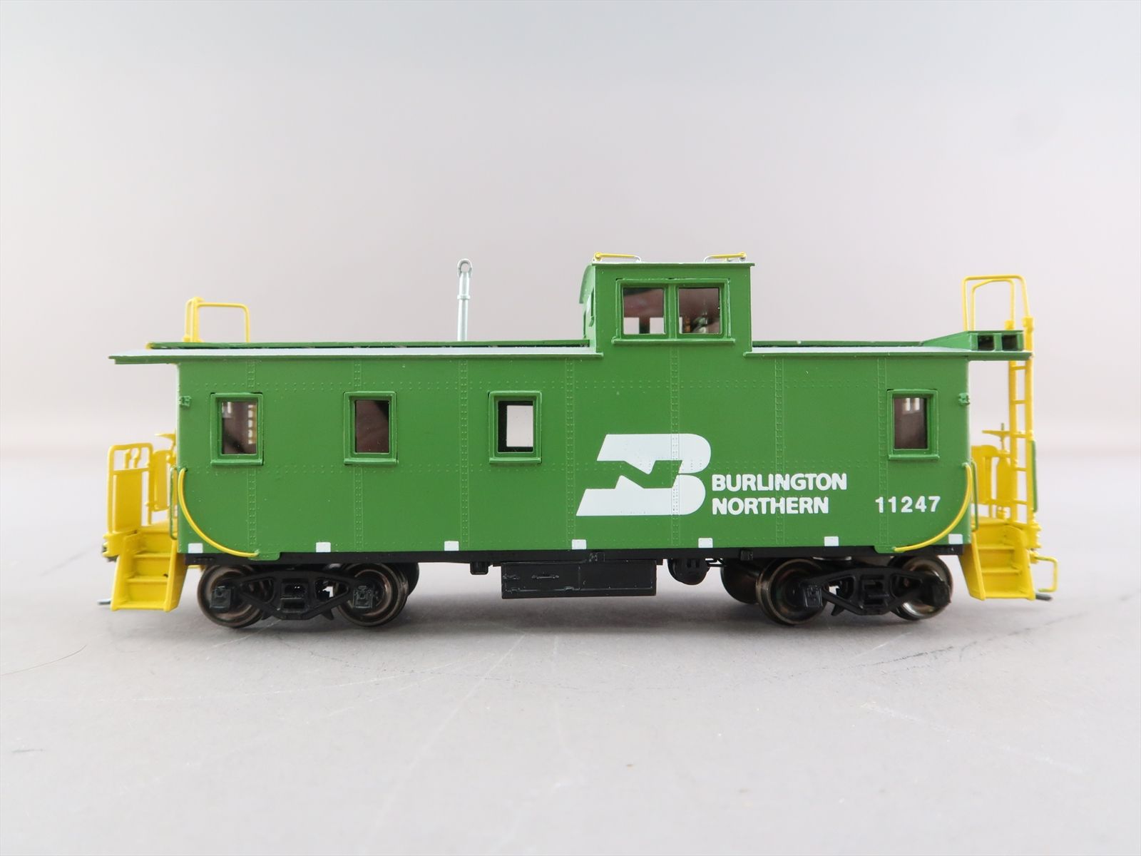 HO Brass Model - OMI 3957.1 BN Burlington Northern 30' Plywood Sheath Caboose #11247 - F/P ...