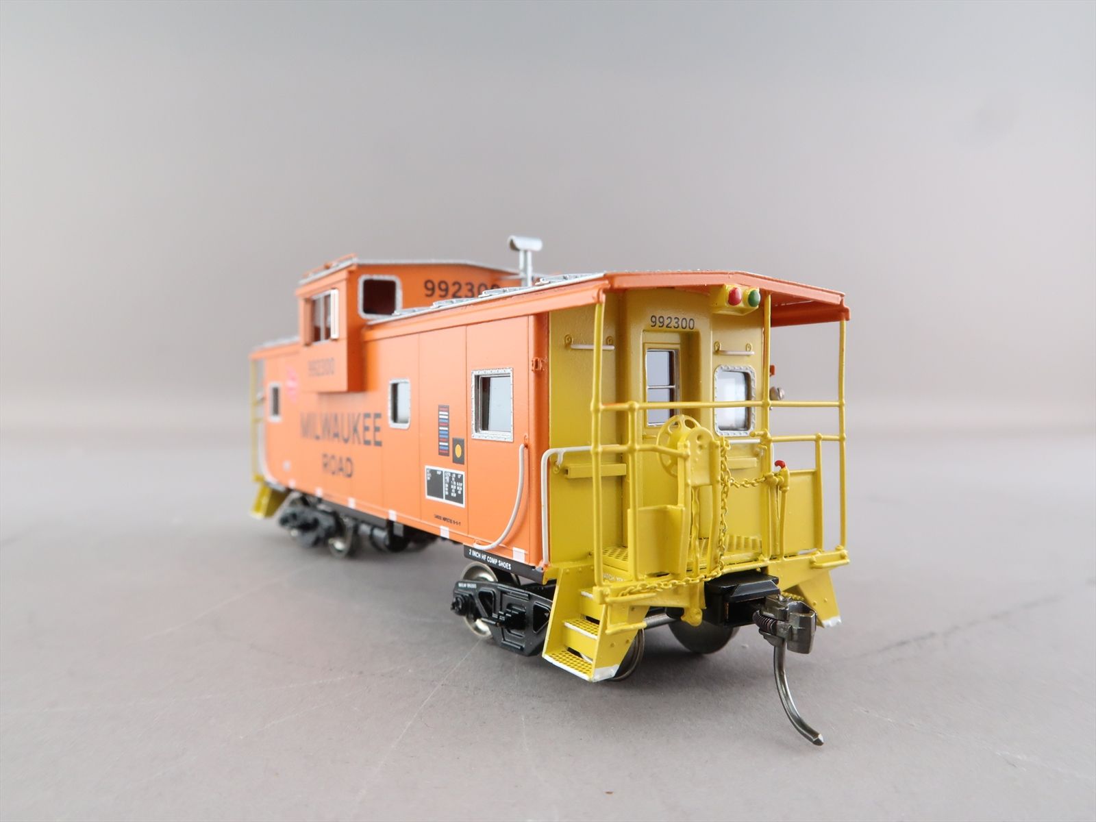 HO Brass Model - OMI 4240.1 Milwaukee International W-V Caboose #992300 - F/P - 2001 Run - Ajin