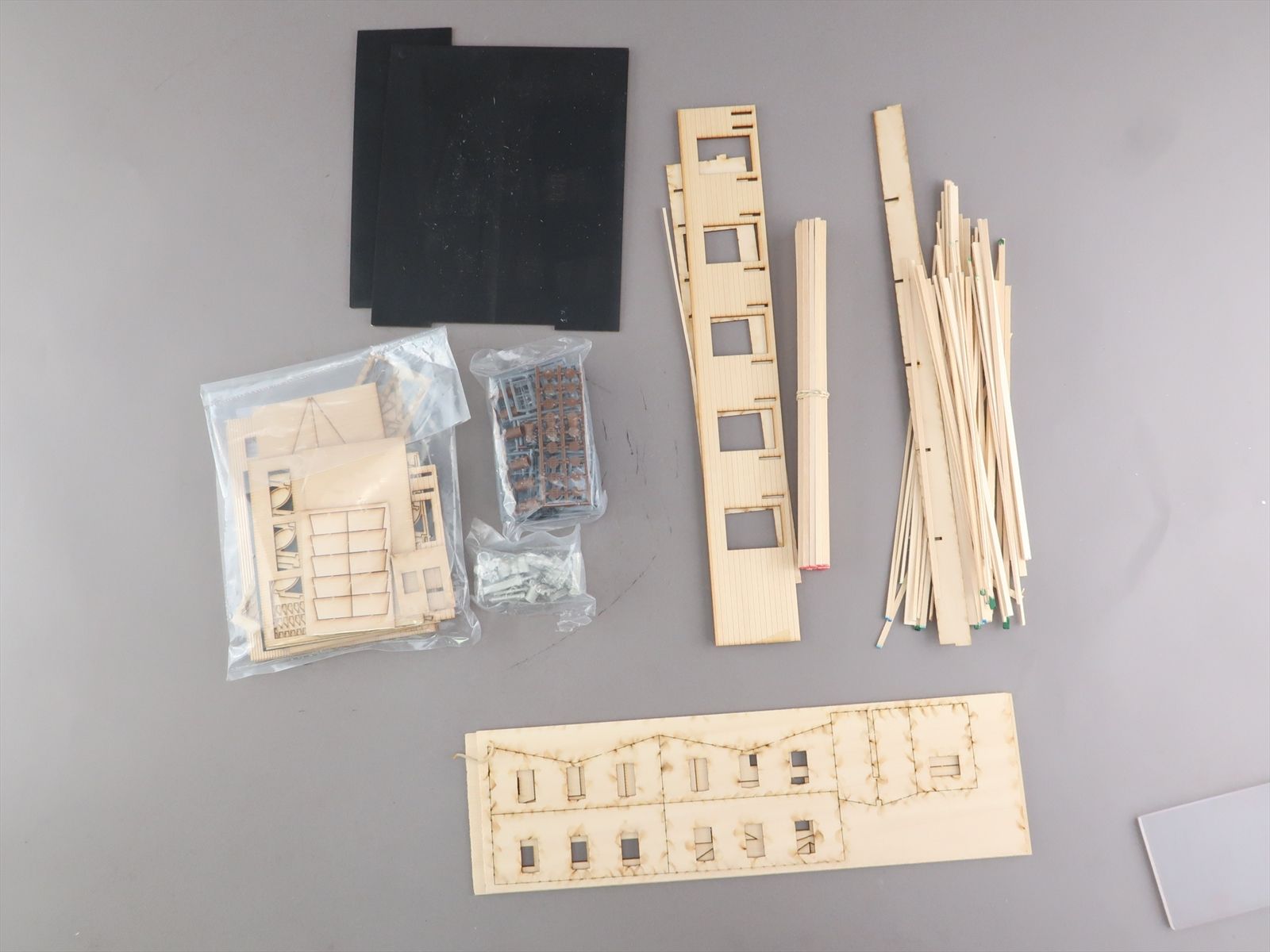 HO Craftsman Kit - FOS R.E.A. Freight House - Unassembled - AS SHOWN IN ...
