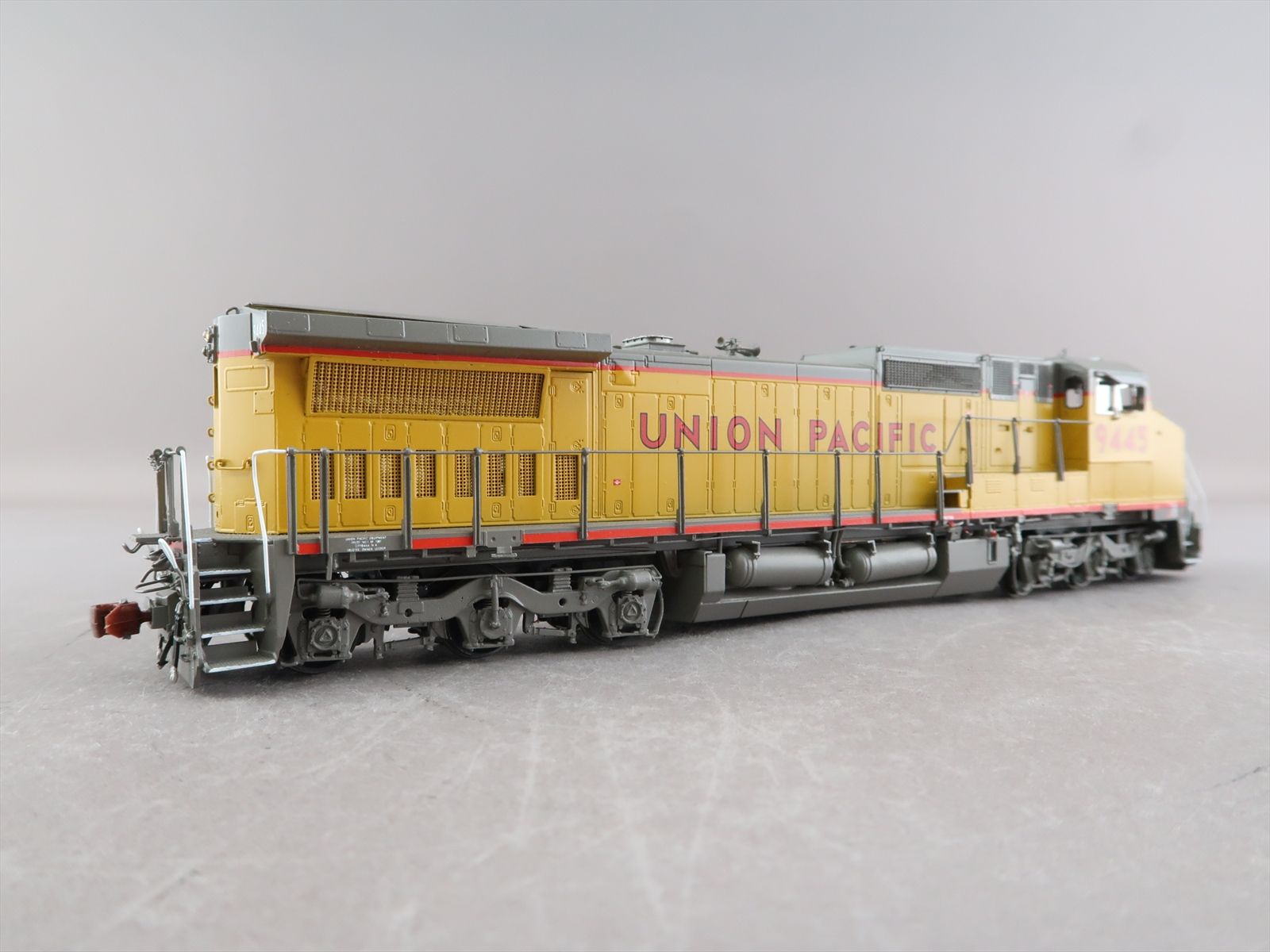 HO Brass Model - OMI 5835 UP Union Pacific DASH 8-40CW #9445 - Custom ...