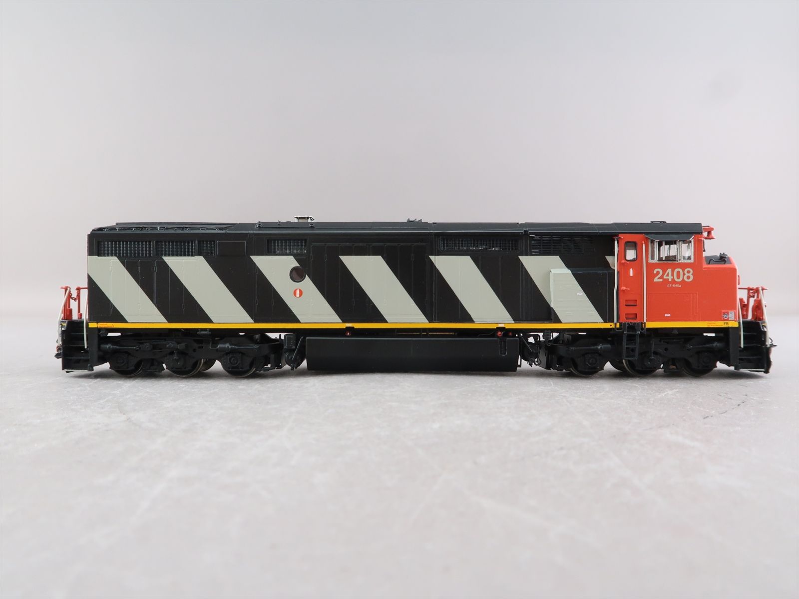 HO Brass Model - OMI 5353 CN CNR Canadian National Dash 8-40CM EF640a ...