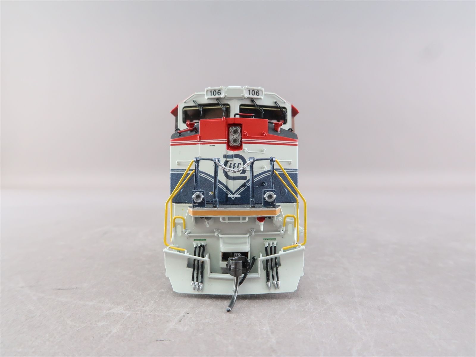 HO Brass Model - OMI AA-1607-1 FEC Florida East Coast SD70M-2 Isolated Cab #106 - F/P - 2009 Run ...