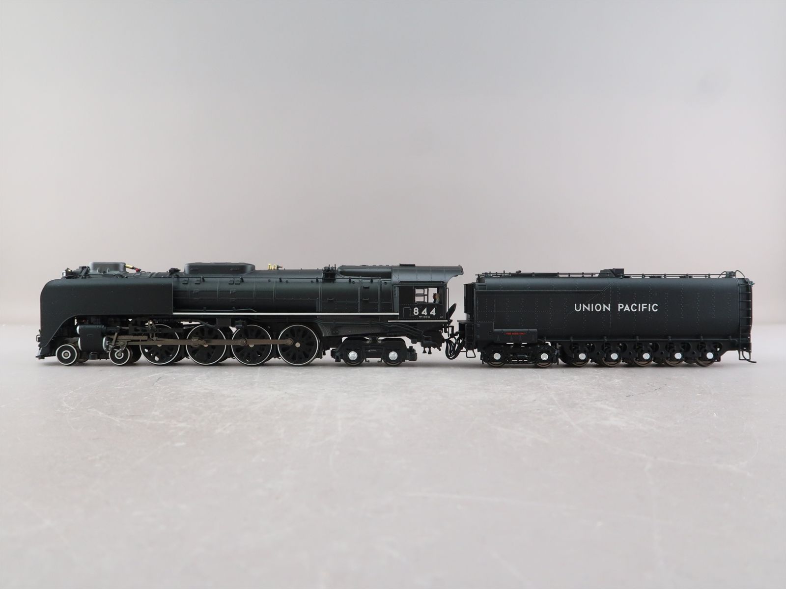 HO Diecast Model - BLI 7360 UP Union Pacific 4-8-4 FEF-3 #844 - F/P ...